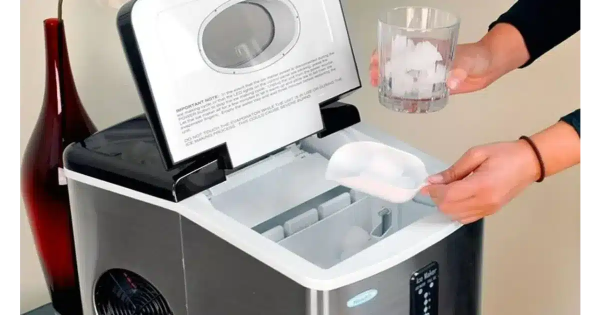 Top 19 Best Portable Ice Makers ([year] Reviews & Buying Guide) 2023