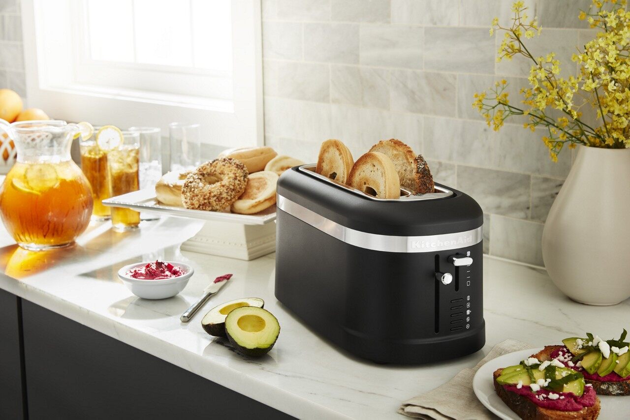 Top 8 Best Kitchen Toasters Reviews & Comparison 2025